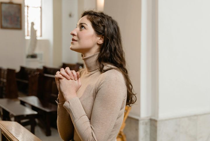 20 outdated church practices in modern faith communities