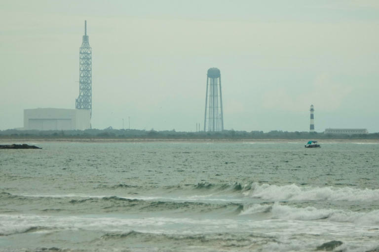 Blue Origin says rocket explosion spared fuel tanks and key launch pad ...