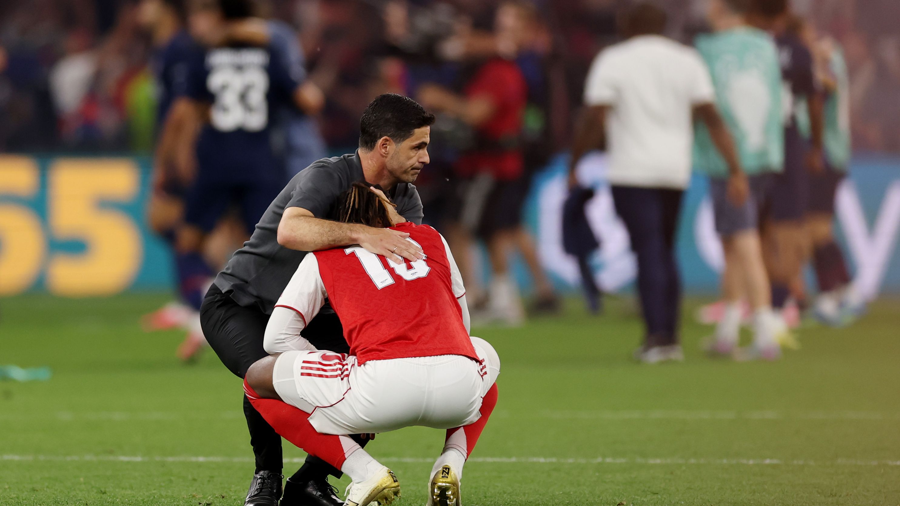 Tras la derrota del Arsenal en la Liga de Campeones, un campeón mundial ...