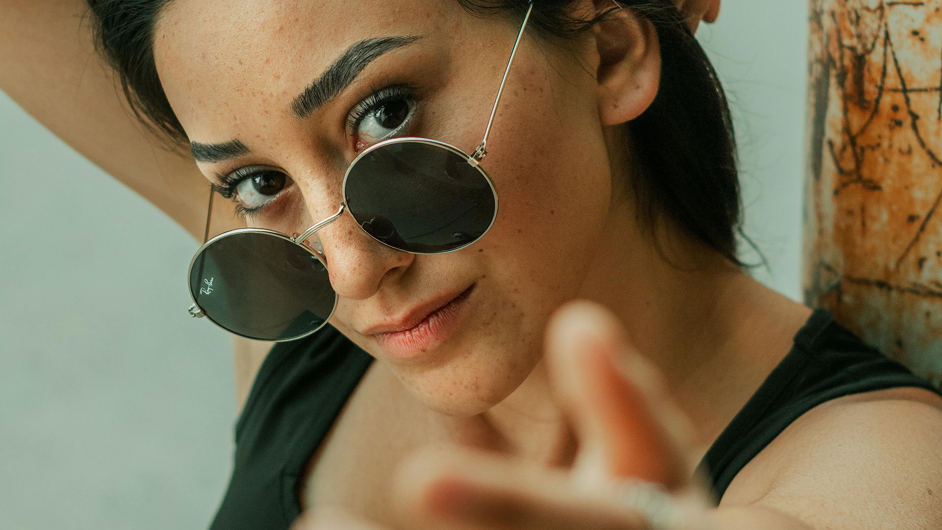 20 things women immediately notice about other women