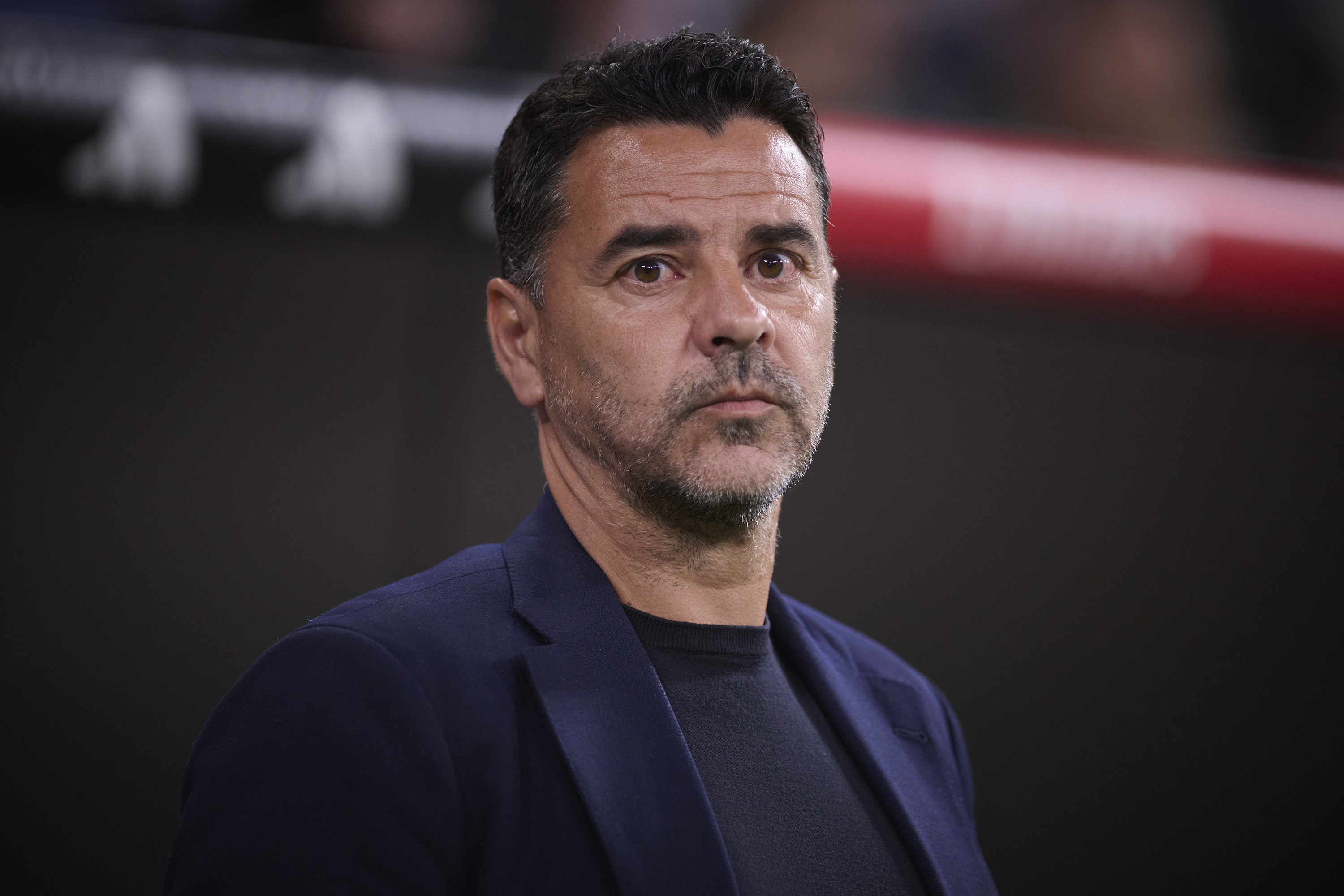 Ajax presenteert nieuwe trainer, driejarig contract voor Michel