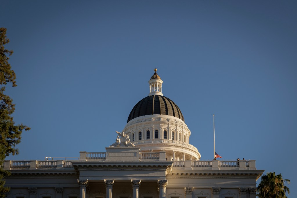 Will Trump’s waning popularity pull down California Republicans? Today ...