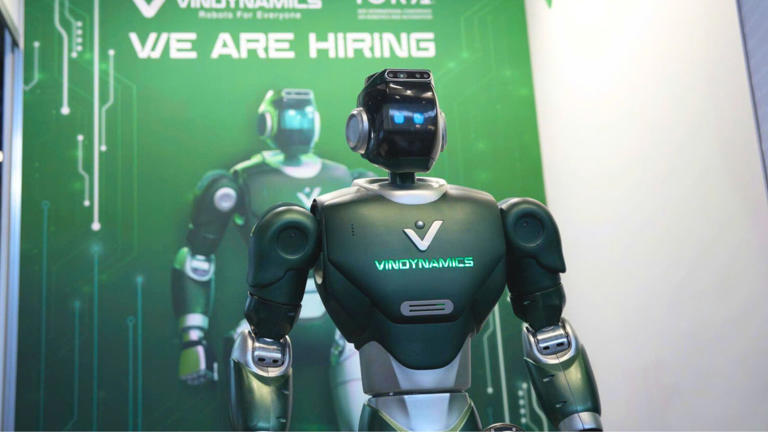 Watch: Vietnam’s first humanoid robot Dyno targets security and ...
