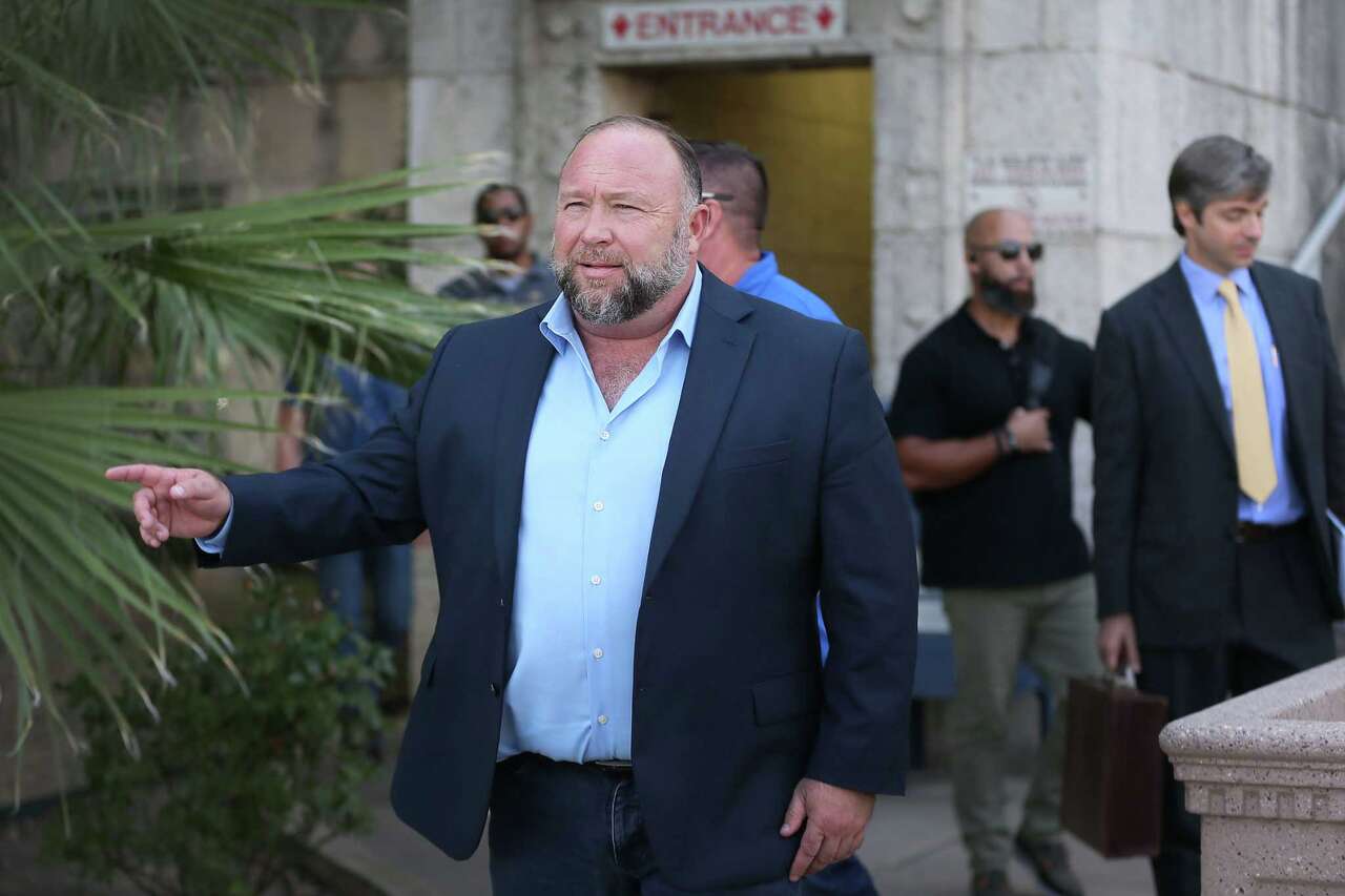 Alex Jones dealt setback as Texas judge says she has 'no faith' in ...