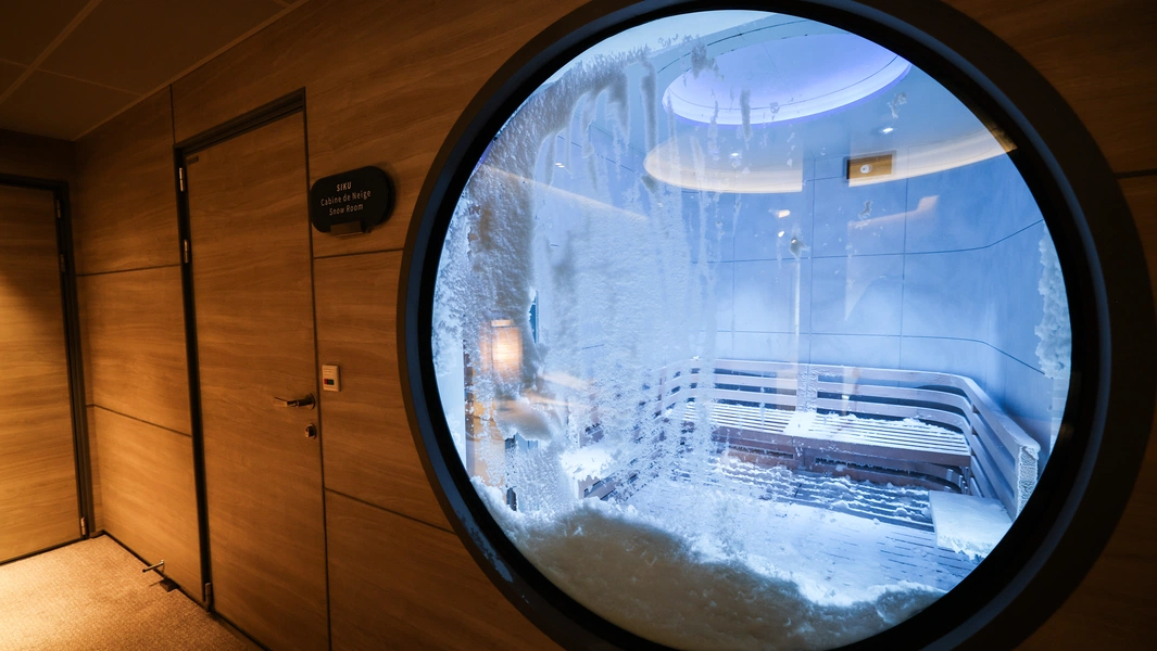 Luxury polar cruises draw attention as demand rises