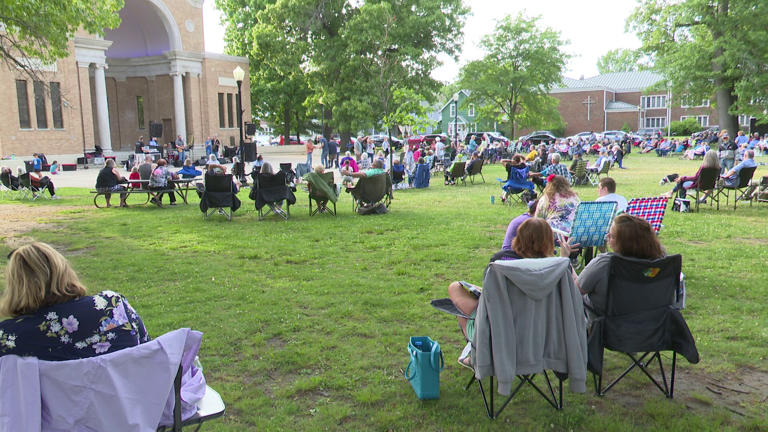 Mishawaka summer concert series kicks off at Battell Park