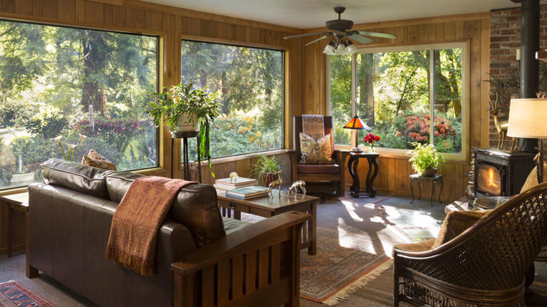 The decor you need to nail the summer camp aesthetic in your home