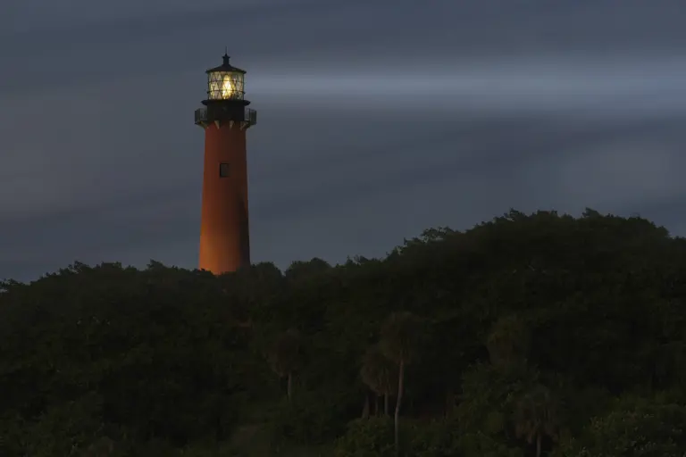 Coastal landmarks: The most stunning lighthouses across the US