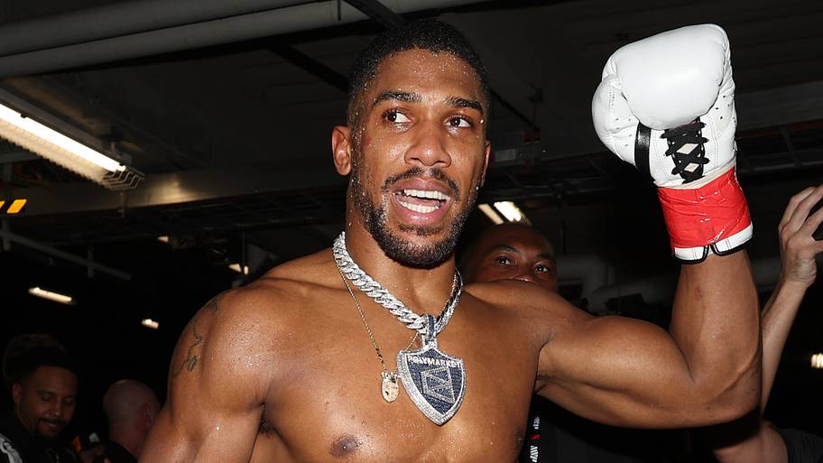 Anthony Joshua dares Tyson Fury to fight rising heavyweight star