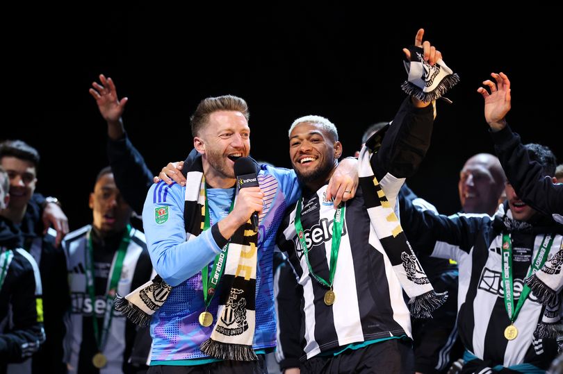 Newcastle United hand squad veteran new deal but axe three of his pals ...
