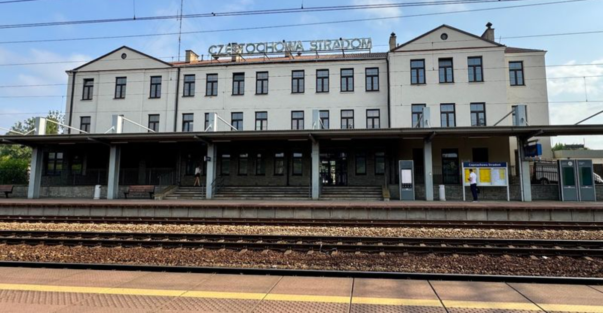 15 of the world’s most beautiful abandoned train stations