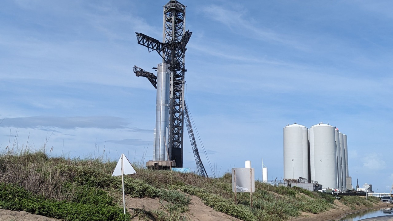 The FAA is still grounding Starship while SpaceX hunts down what killed ...