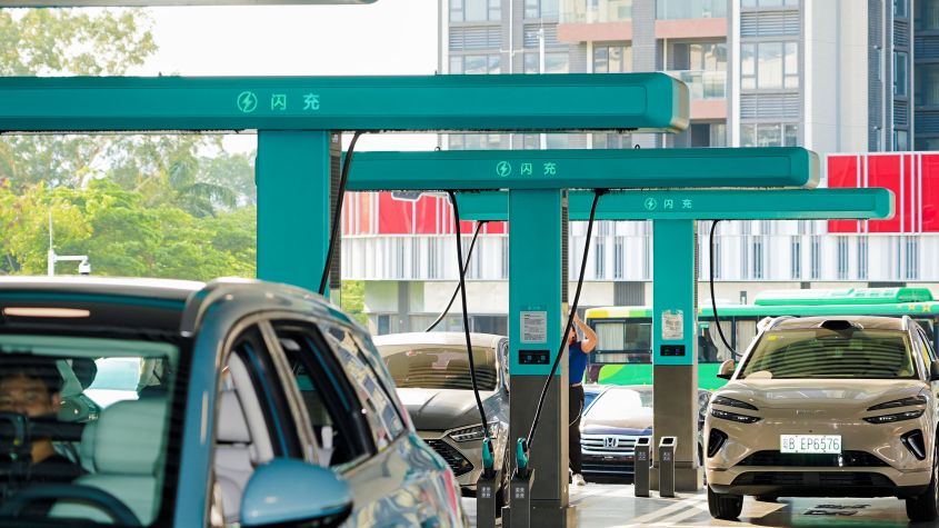 BYD flash charging: the mega-fast EV chargers heading for the UK