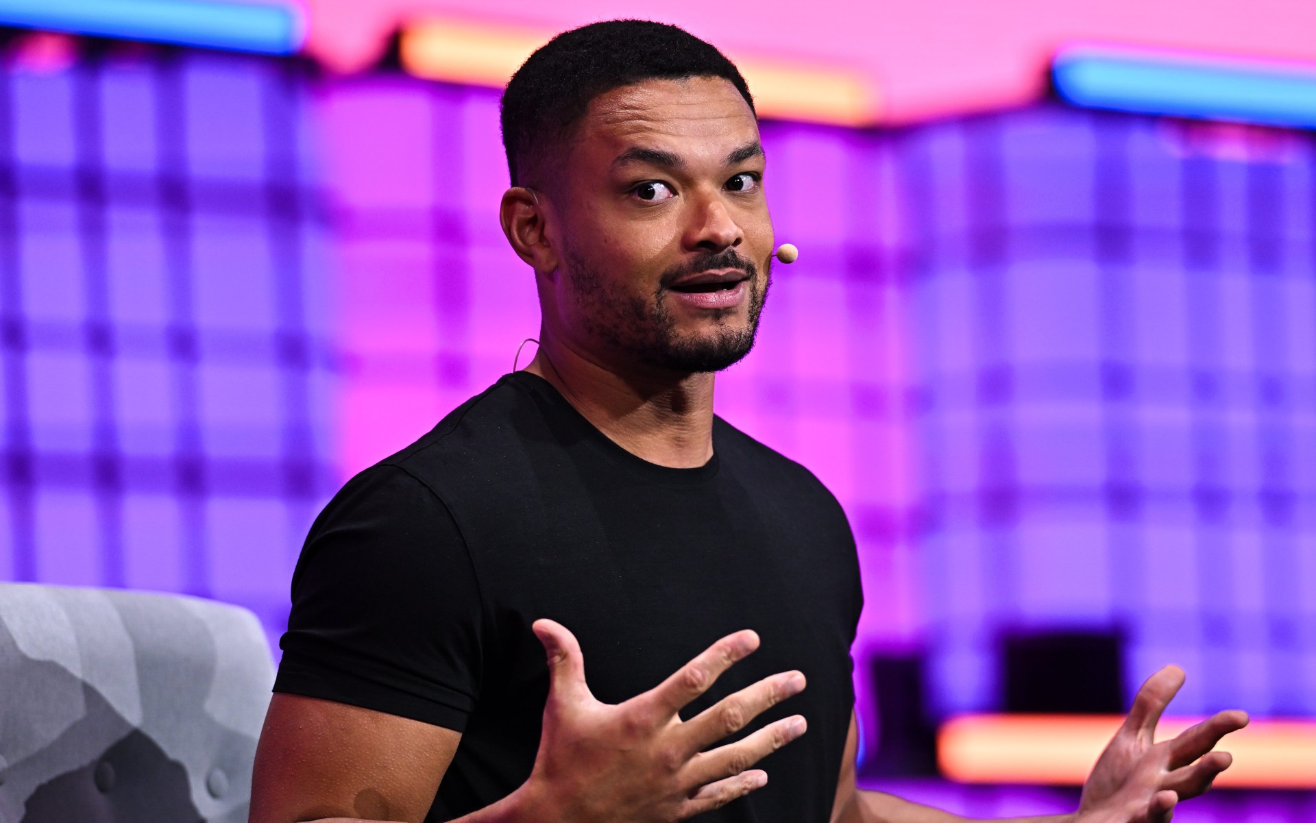 Celebrities take aim at Steven Bartlett for claiming two glasses of ...