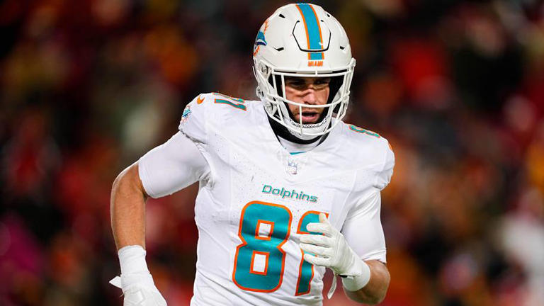 Respect for Declan Doyle led to Durham Smythe joining Baltimore Ravens