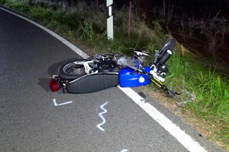 17-Jähriger bei Moped-Unfall in Sachsen schwer verletzt: Ermittler ...