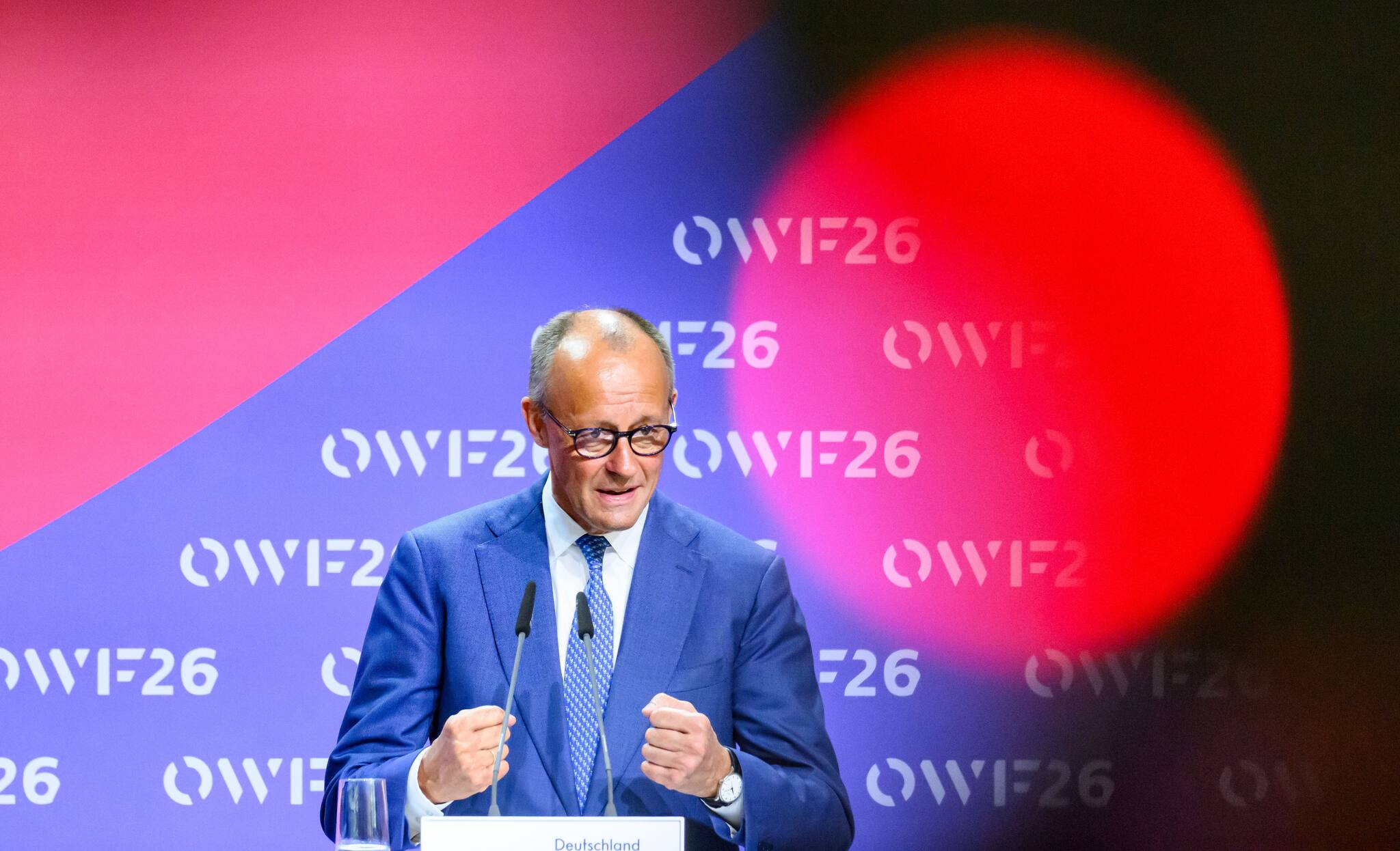 „Osten ist dem alten Westen voraus“: Merz sieht Ostdeutschland besser ...