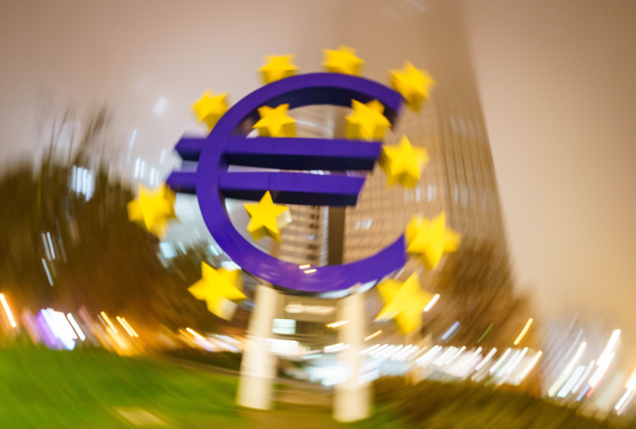 ECB: Euro's international role grew moderately in 2025