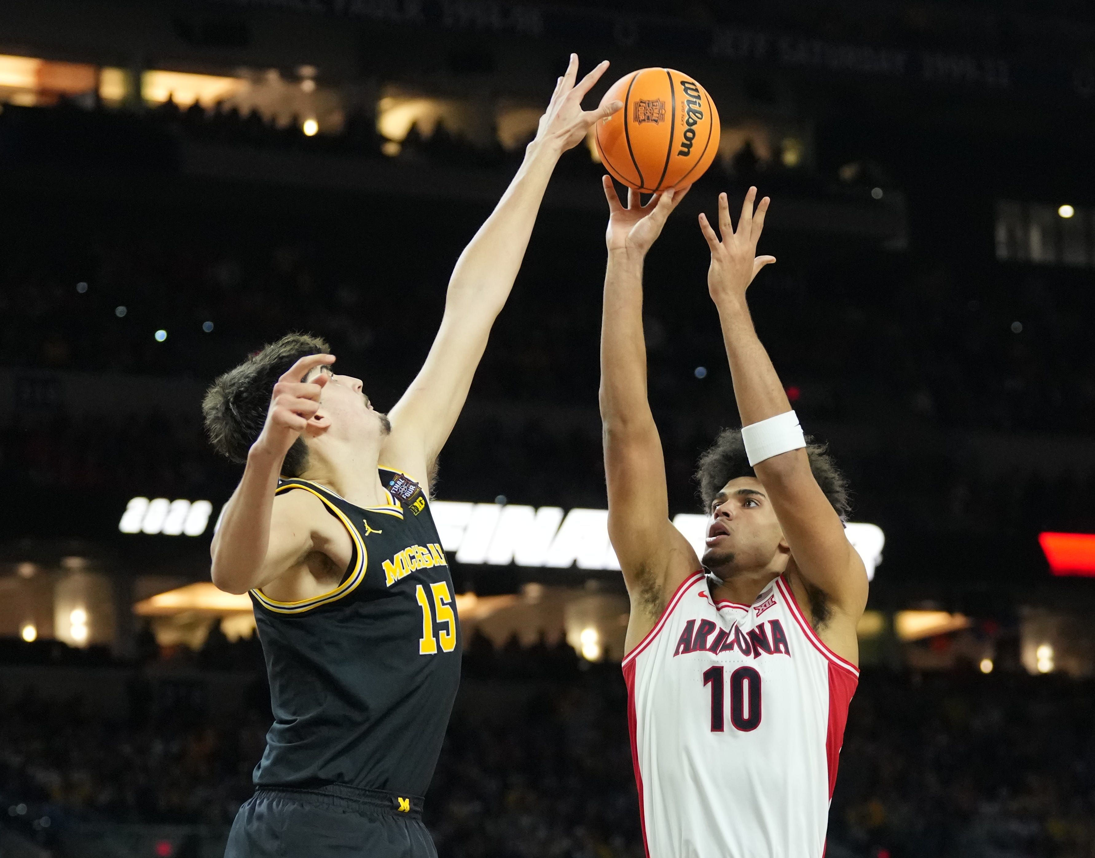 2026 NBA mock draft: Sixers select Koa Peat with the No. 22 pick