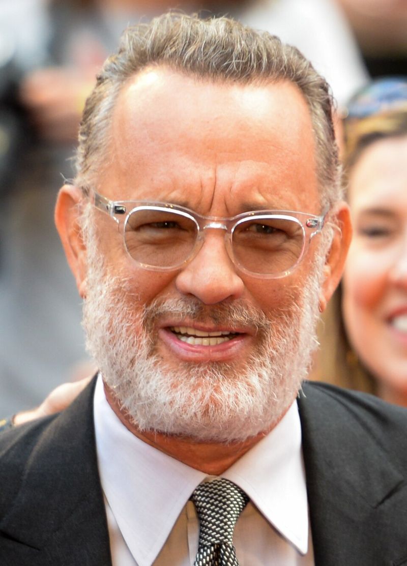 12 famous people who are related to historical figures