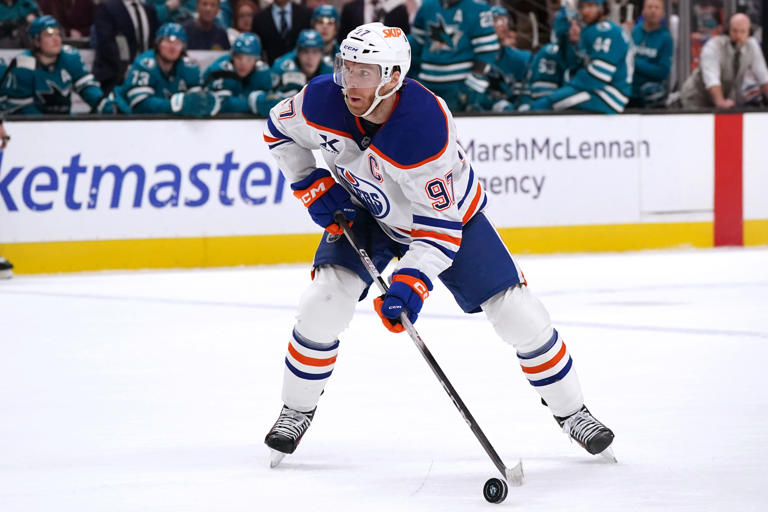 McDavid leaving Oilers: Canadiens reporter squashes house-hunting rumor