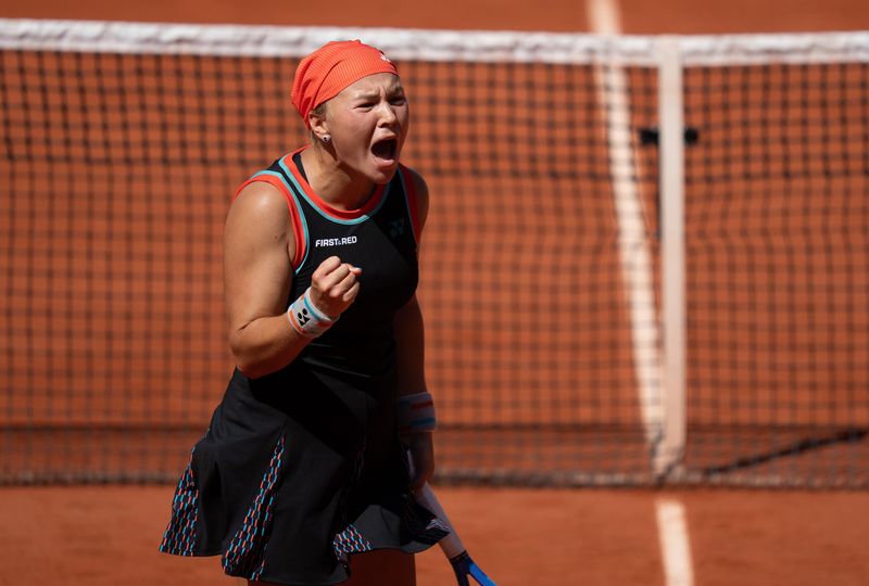 Tennis - Shadow of war looms large over French Open as semi-final ...