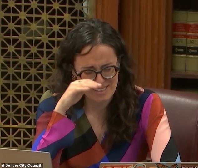 Progressive lawmaker sobs as she resigns over illness as she's too ...