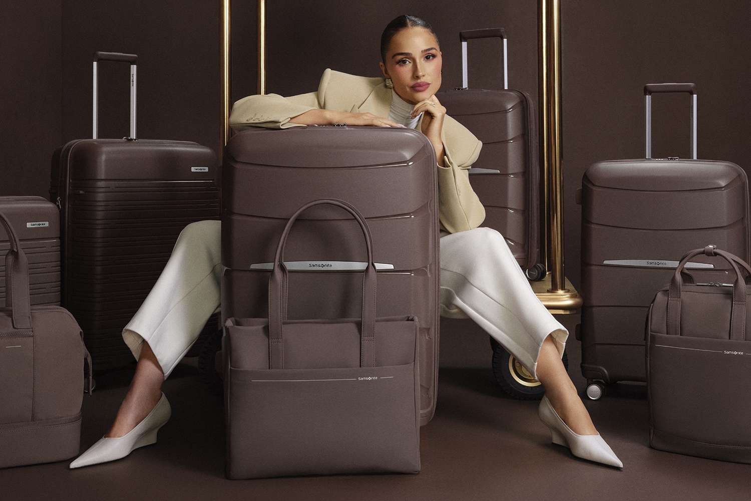 Olivia Culpo shares her best mom hacks for travel amid her pregnancy ...