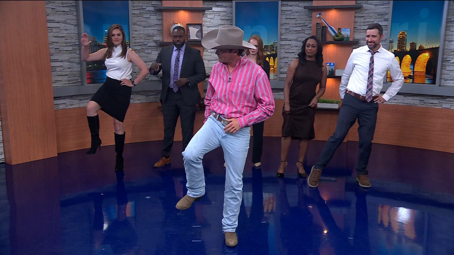 KARE 11 Sunrise learns to line dance