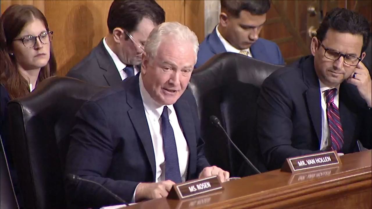 'Let's face it, Mr. Secretary': Chris Van Hollen holds nothing back on ...
