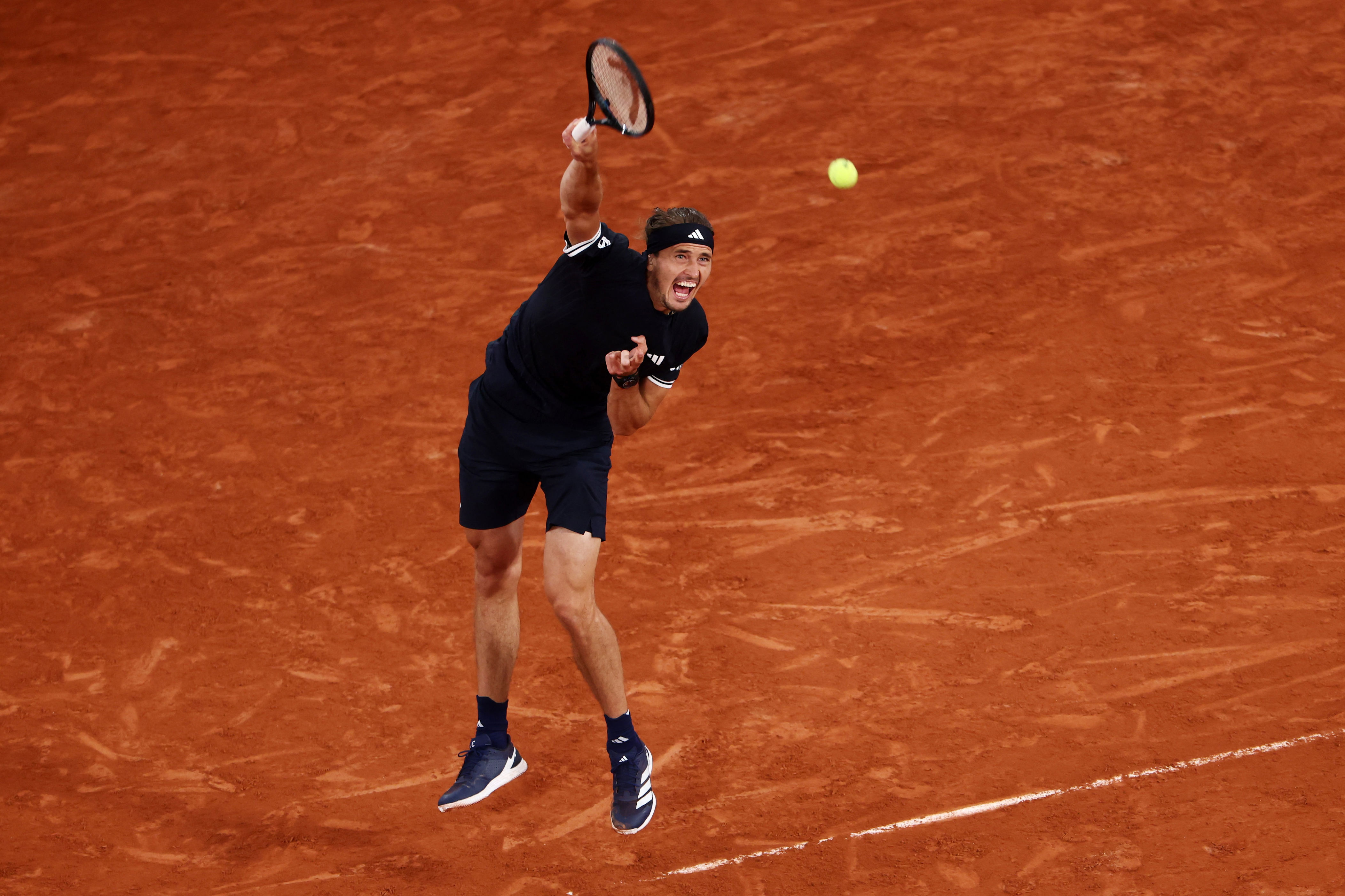 Zverev fights past Rafael Jodar scare to reach French Open semi-finals