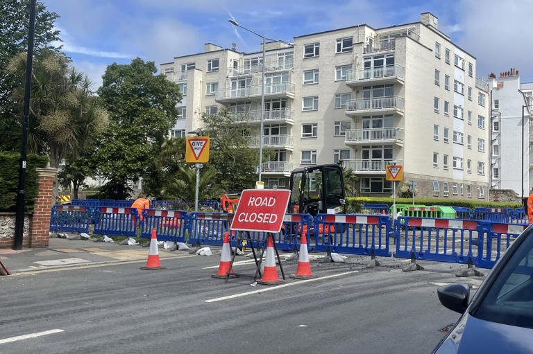 Eastbourne road closes for resurfacing