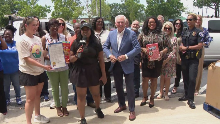 North Little Rock mayor officially proclaims 'Summer Cereal Drive Day'