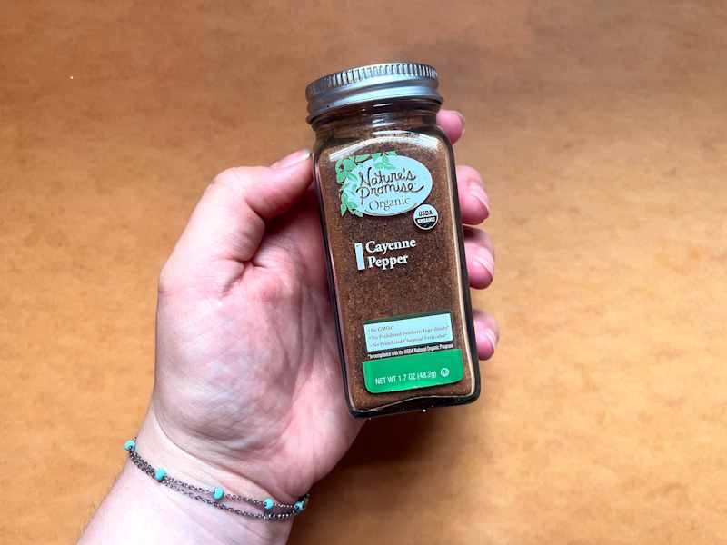 This spice jar trick solves the most annoying baking problem, and I can ...
