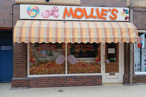 UK sweet shop chain closes branch - in business for 15 years