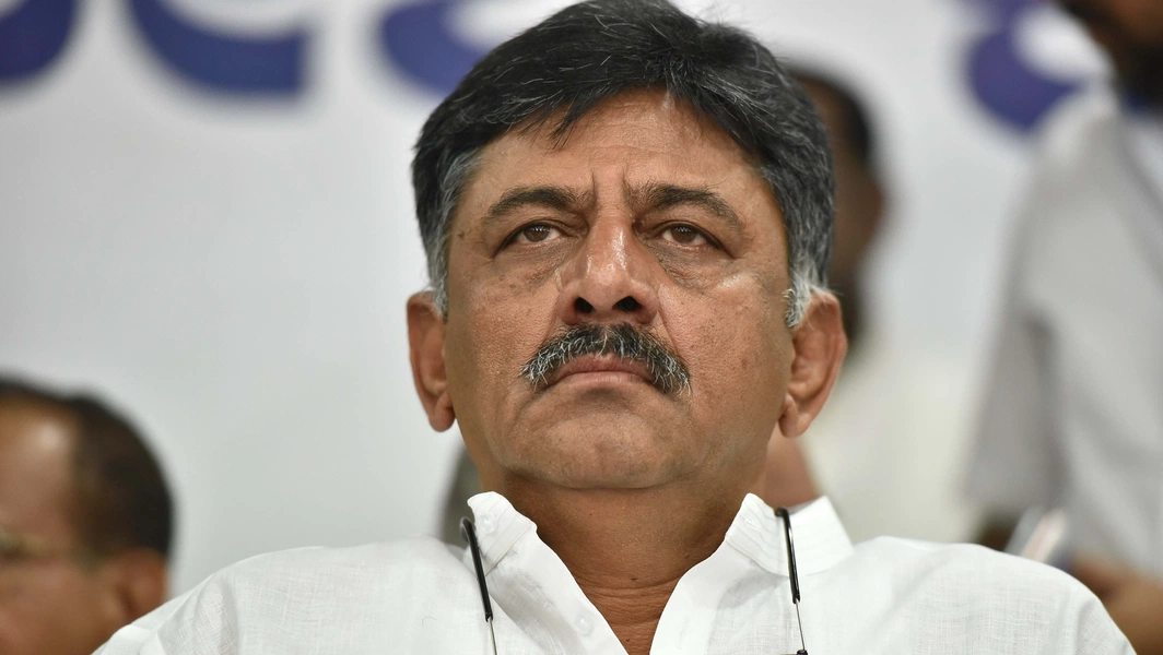 Shivakumar thanks Gandhi family ahead of CM oath