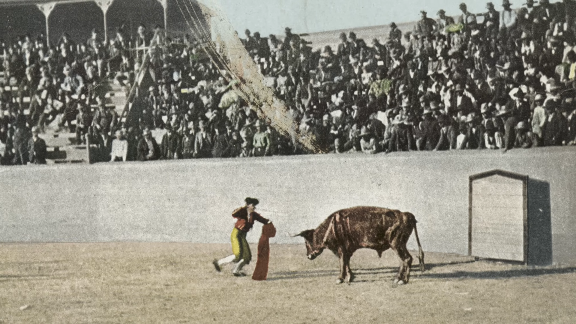 8,000 people came to see a bullfight in St. Louis - then the crowd ...