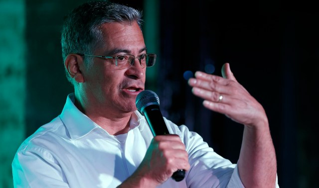 As Becerra climbs in California polls, Big Oil and corporate giants ...