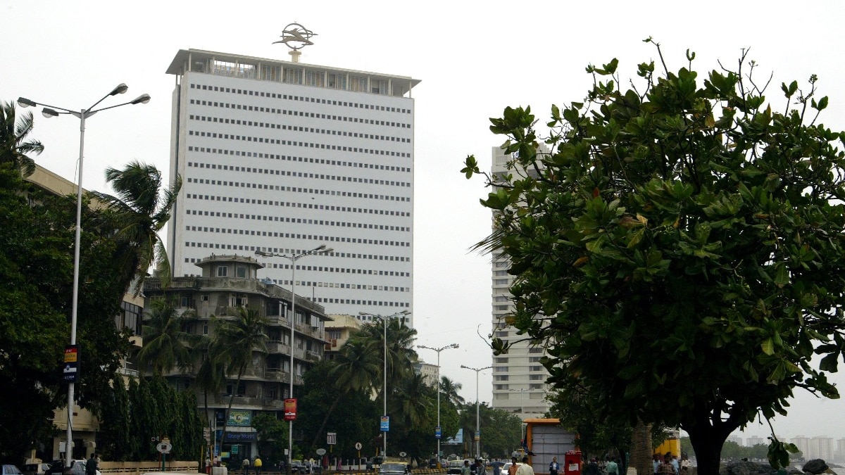Maharashtra govt buys Mumbai's landmark Air India building for Rs 1,601 ...