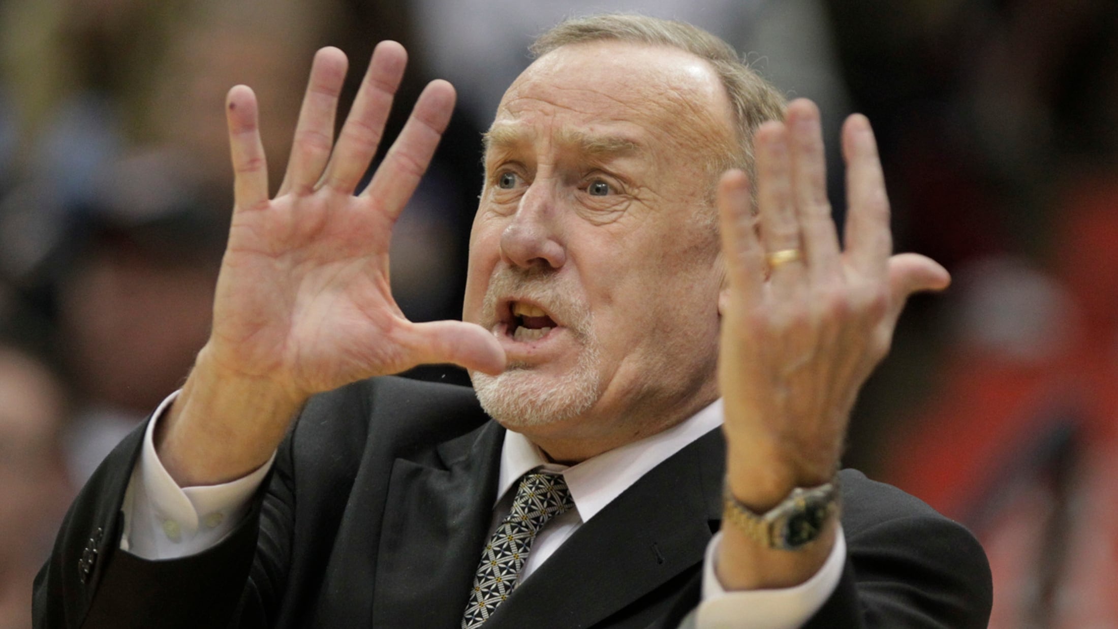 Legendary NBA hall of famer and coach dies at 79