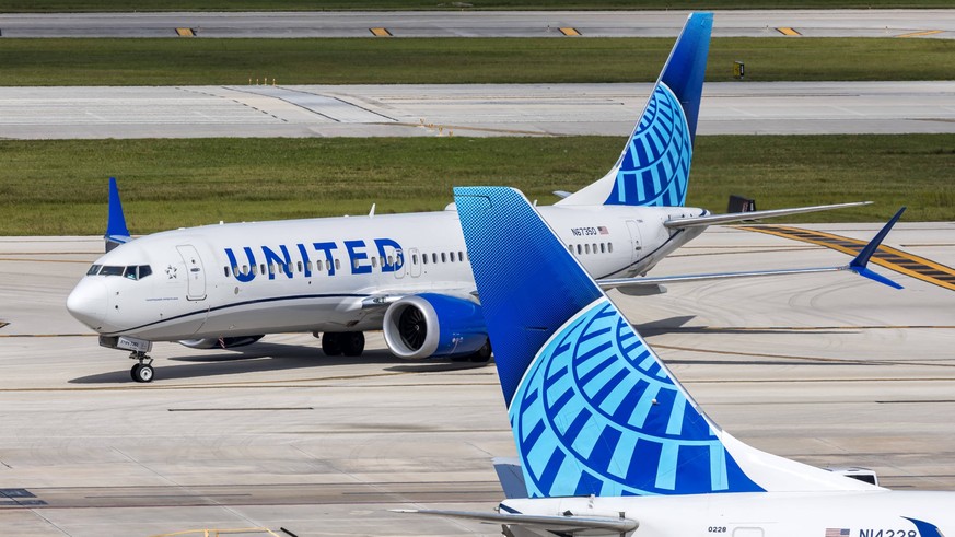 16-jähriger will im Flugzeug nur witzig sein und sorgt für eine Luftnotlage