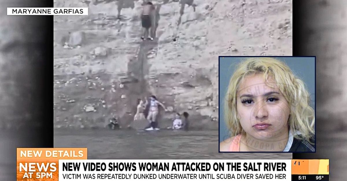 Stranger 'shoves' and holds woman's head underwater by her hair after ...