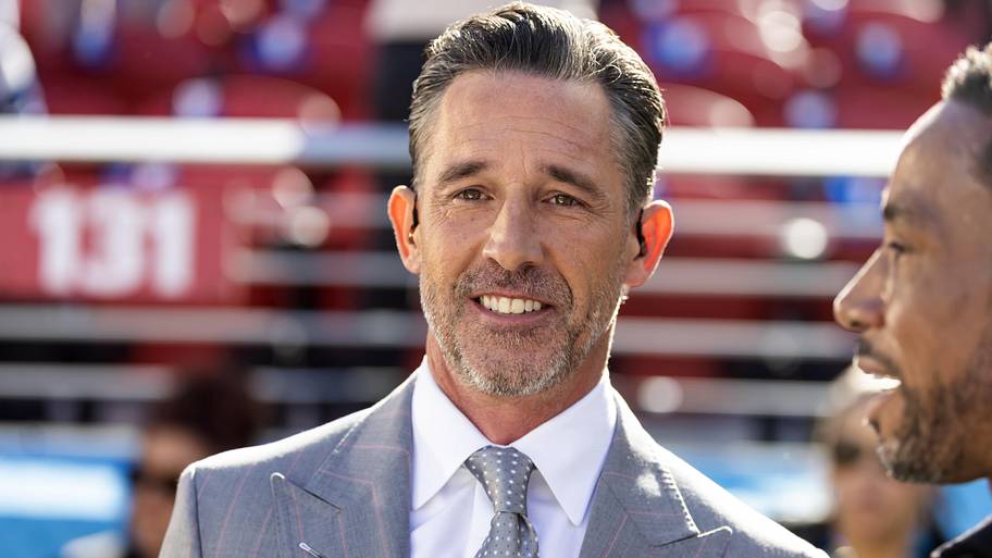 49ers HC Kyle Shanahan opens up about unorthodox team-building tactic