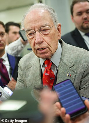 Trump's top Senate ally knifes president with brutal four-word jab ...