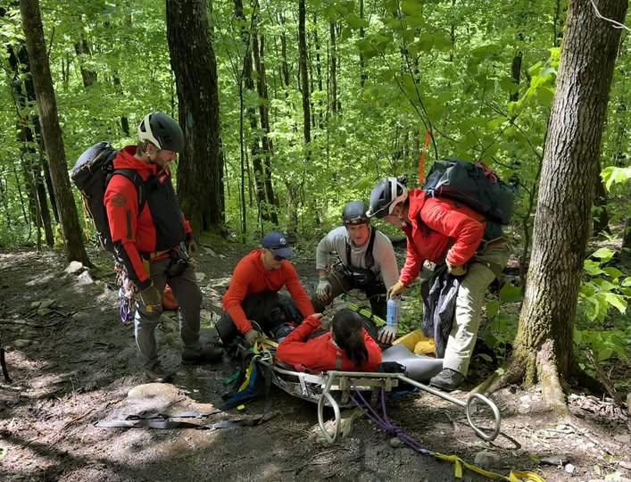 Stowe Mountian Rescue assists hiker at the Pinnacle