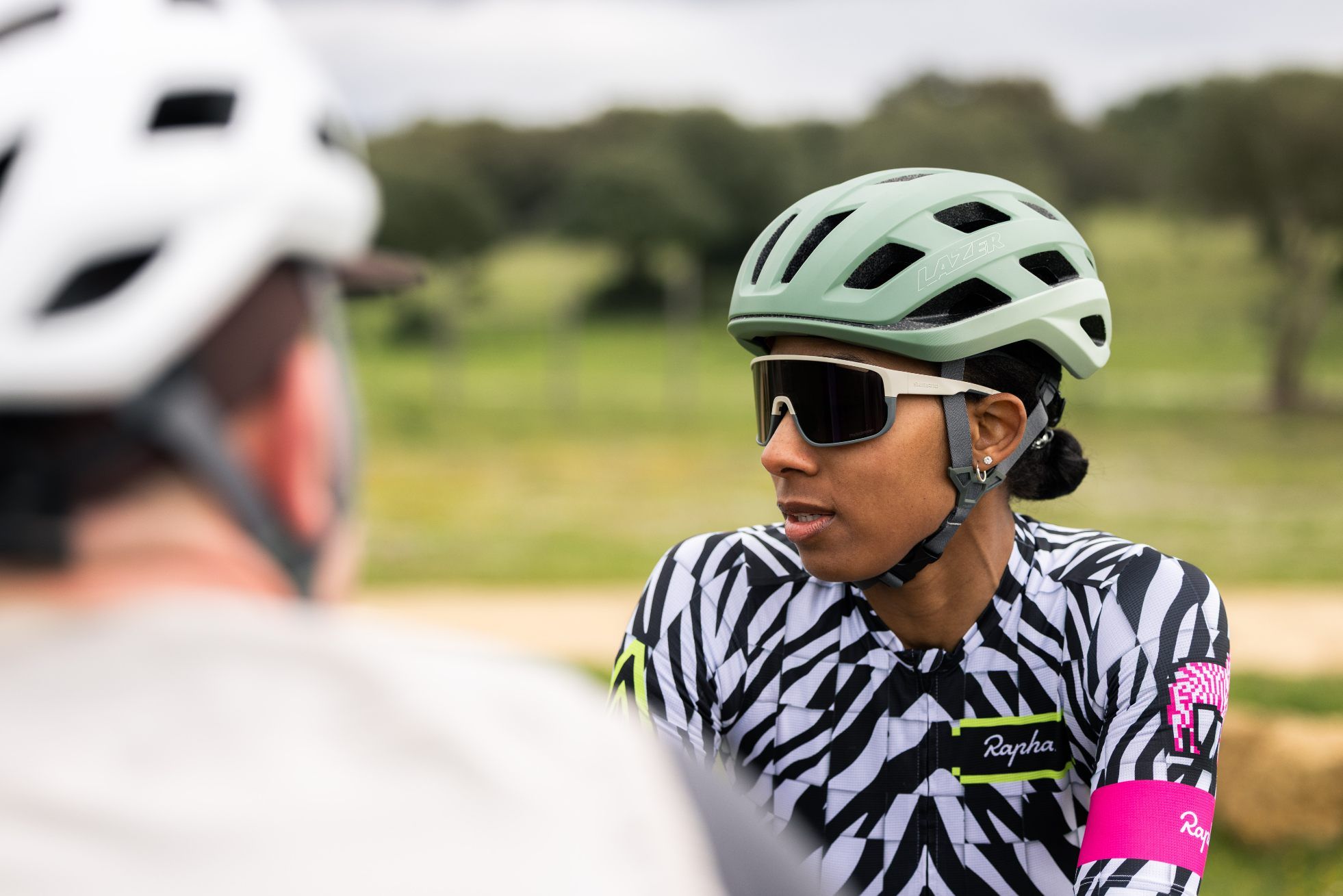 Lazer presenta el casco Blade KinetiCore para carretera y gravel