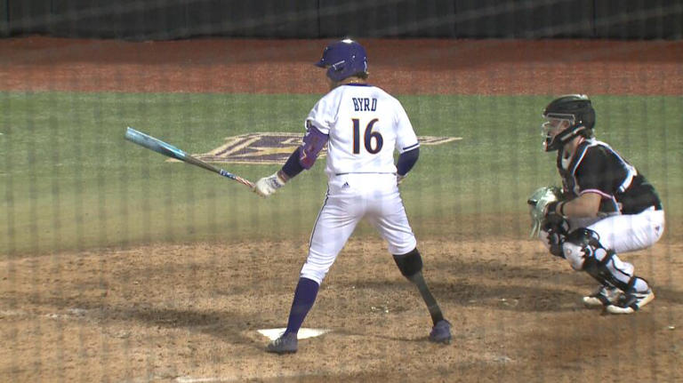 Parker Byrd bids farewell to ECU baseball after returning to the sport ...