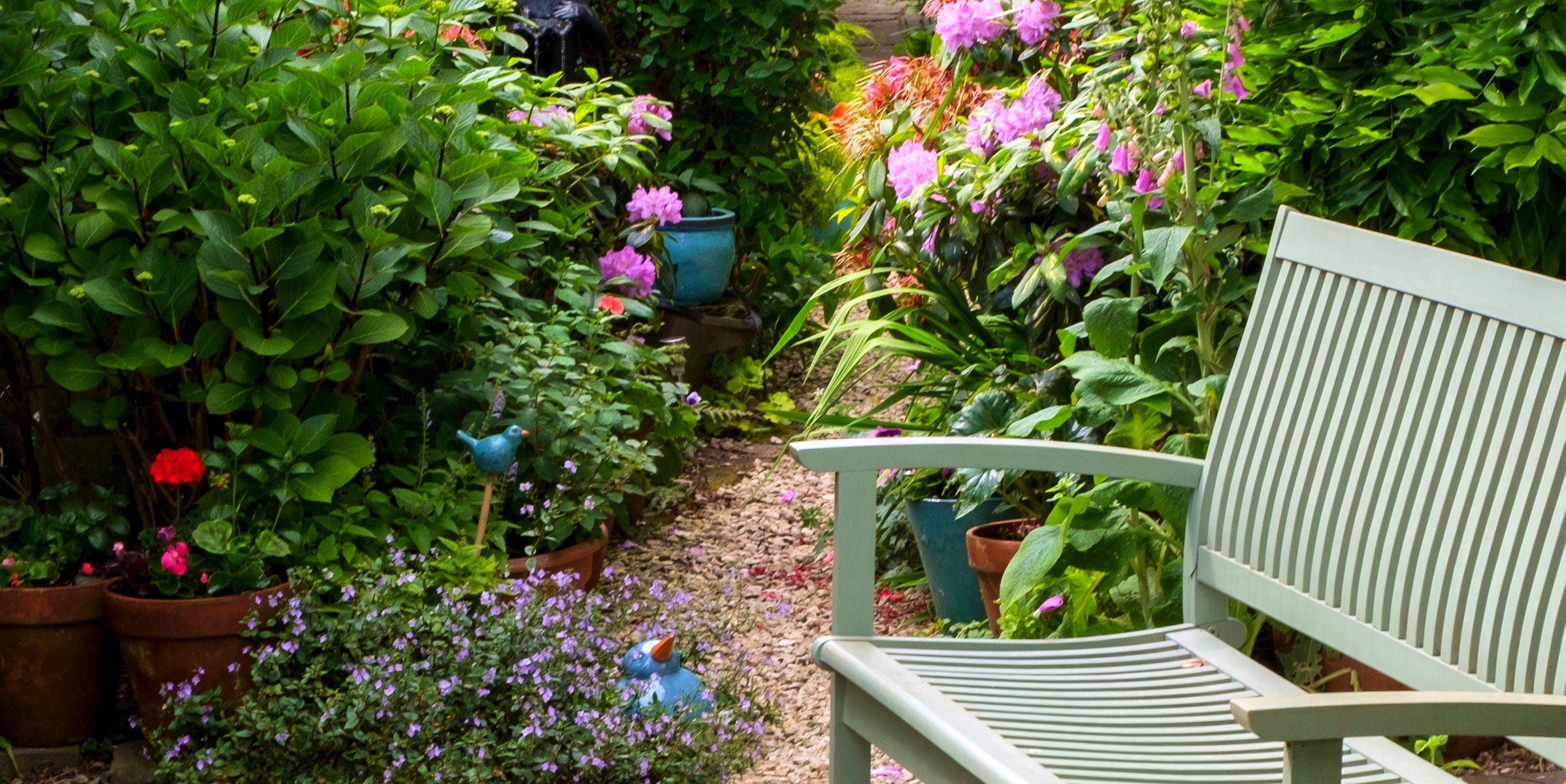 Gardenscaping is the outdoor trend that makes your backyard feel like ...