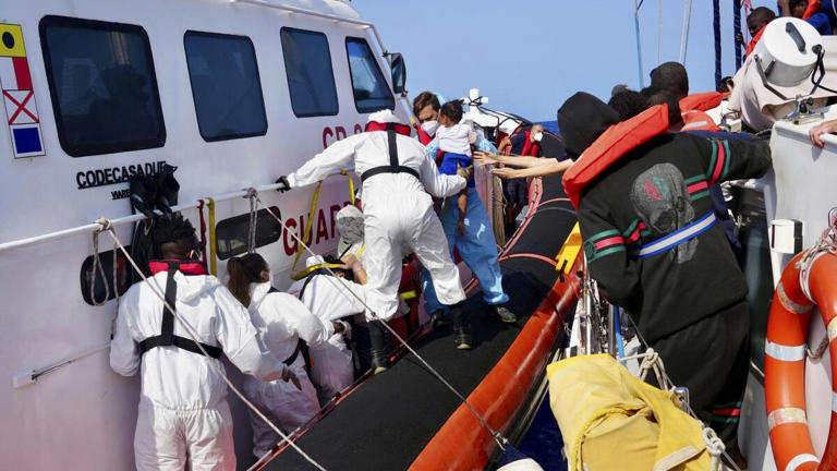 Fears of ICE-style immigration crackdown as EU politicians set to ...