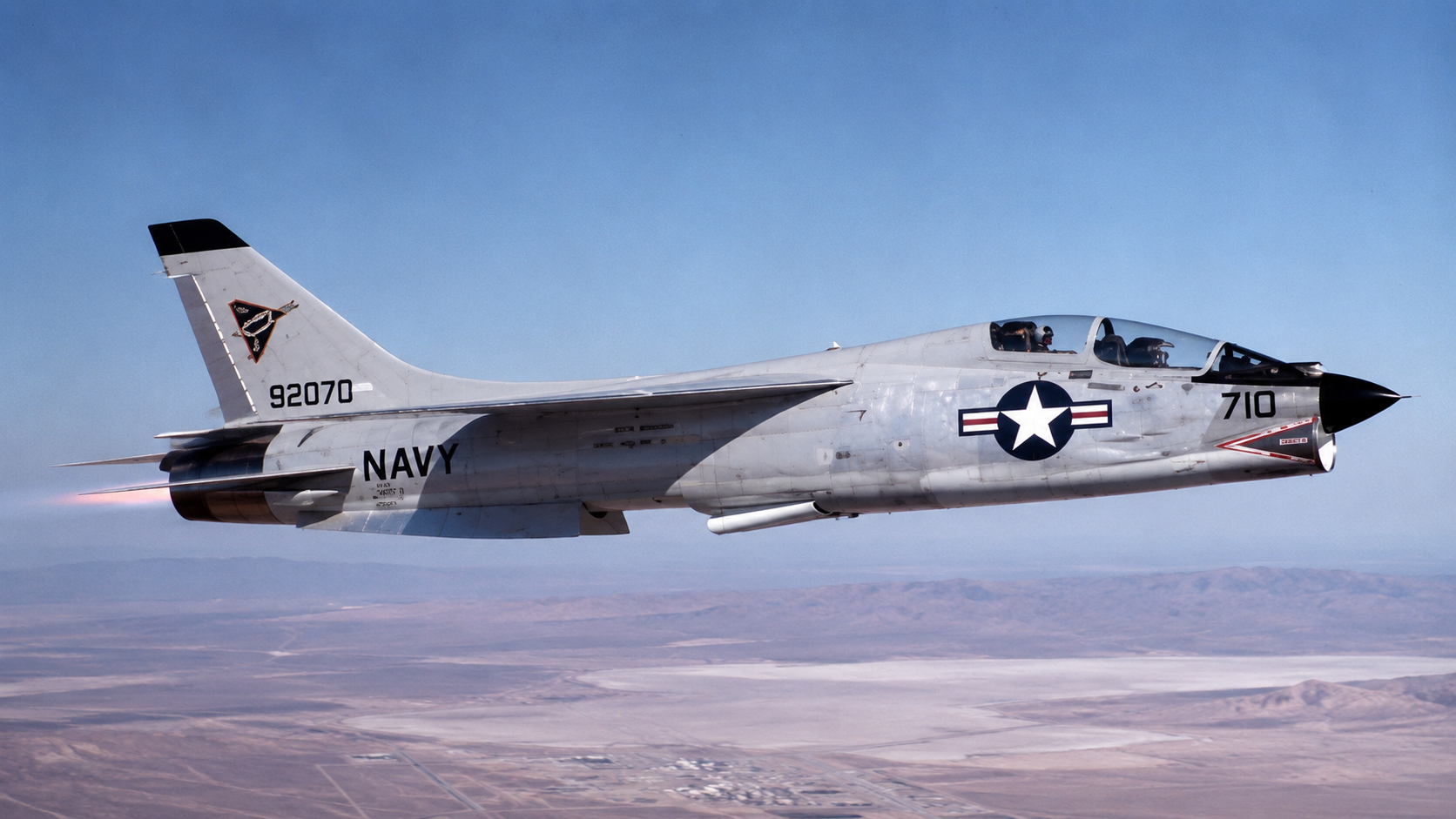 The F-8 Crusader - The fighter that won the missile crisis and Vietnam